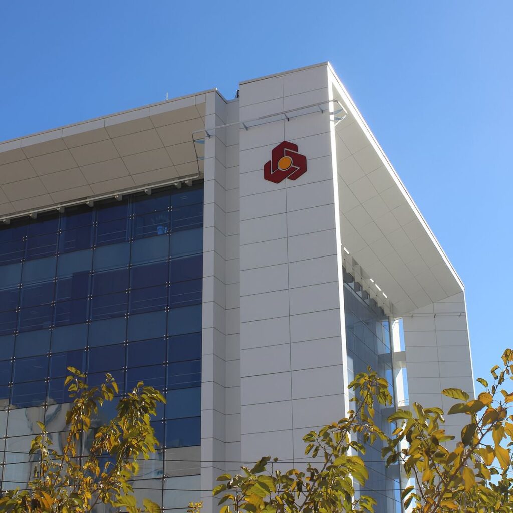 High pressure laminate (HPL) facade panel PeliCompact Plain Colors ...